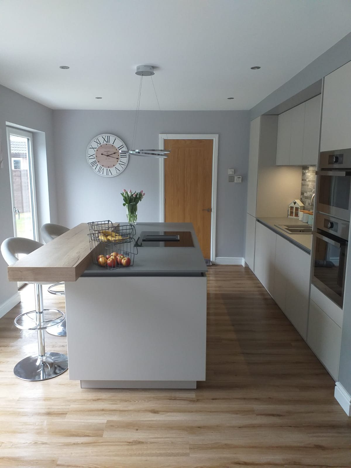 White Matt Handleless Kitchen | Classique Kitchens