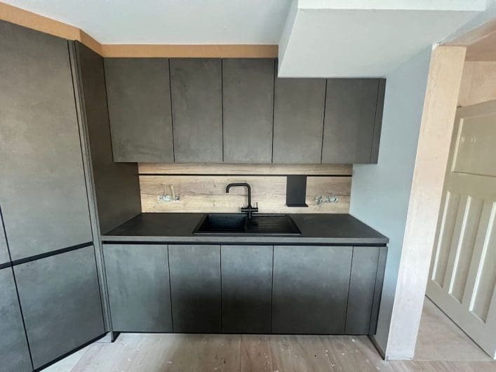Grey Handleless Kitchen | Classique Kitchens
